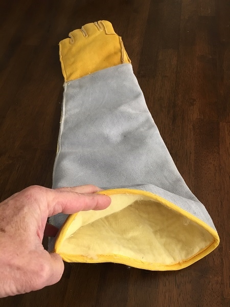 Raptor Handling Gloves - Kevlar Lined for Handling Large Animals